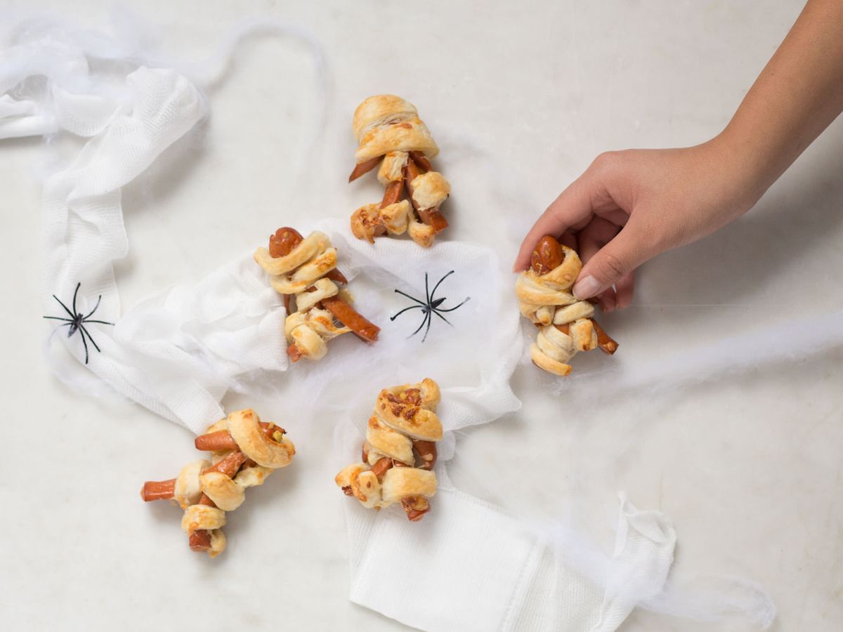 Mummy sausages | Recipe | Kitchen Stories