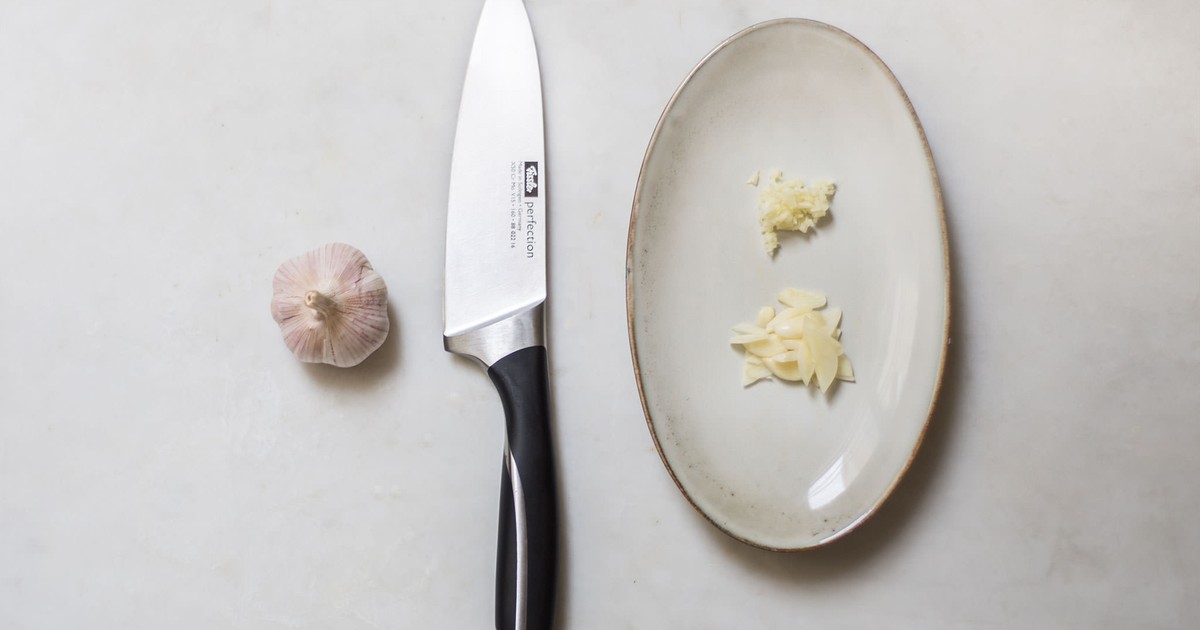 How to prepare garlic | Recipe | Kitchen Stories