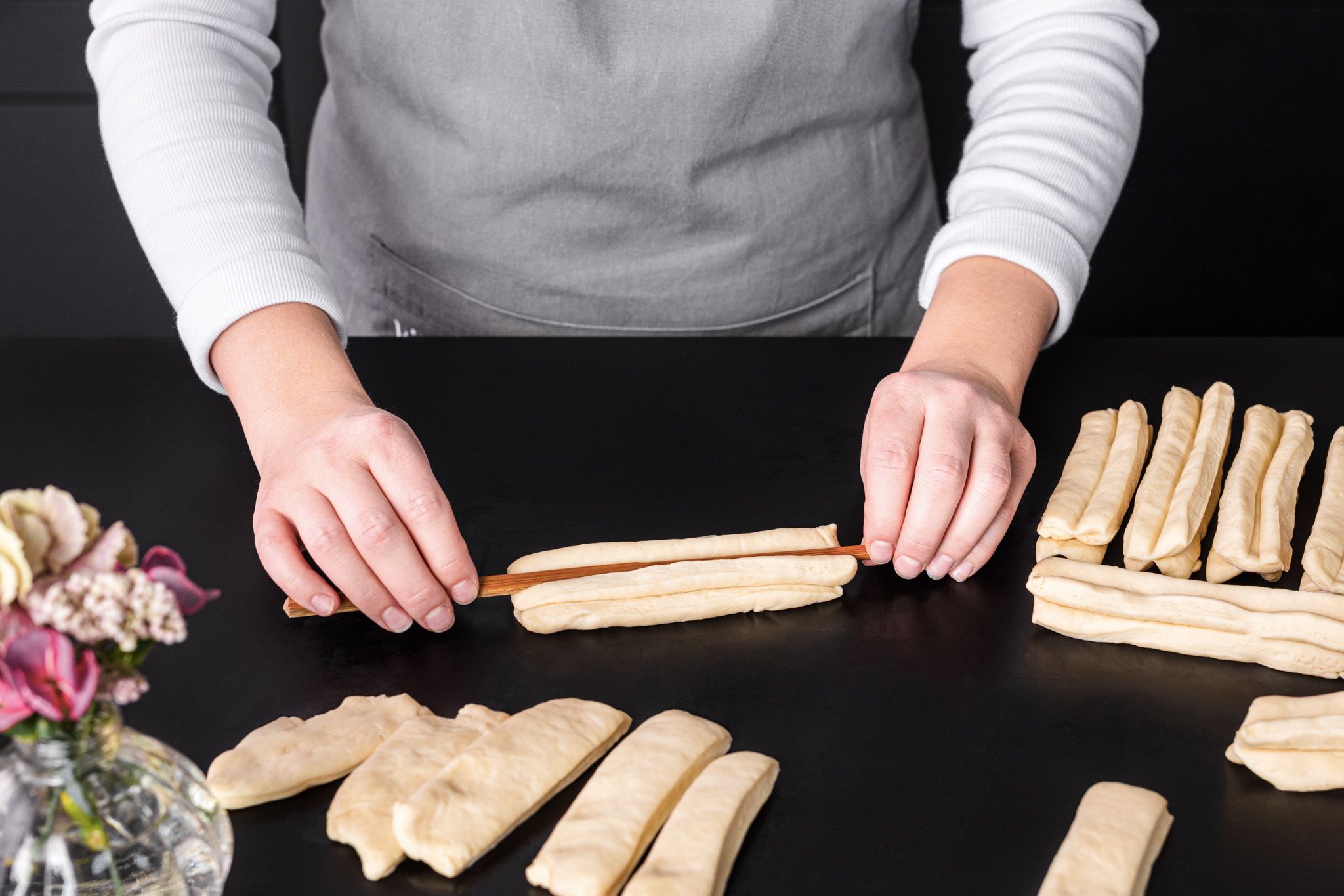 Youtiao (Chinese fried dough sticks) | Recipe | Kitchen Stories