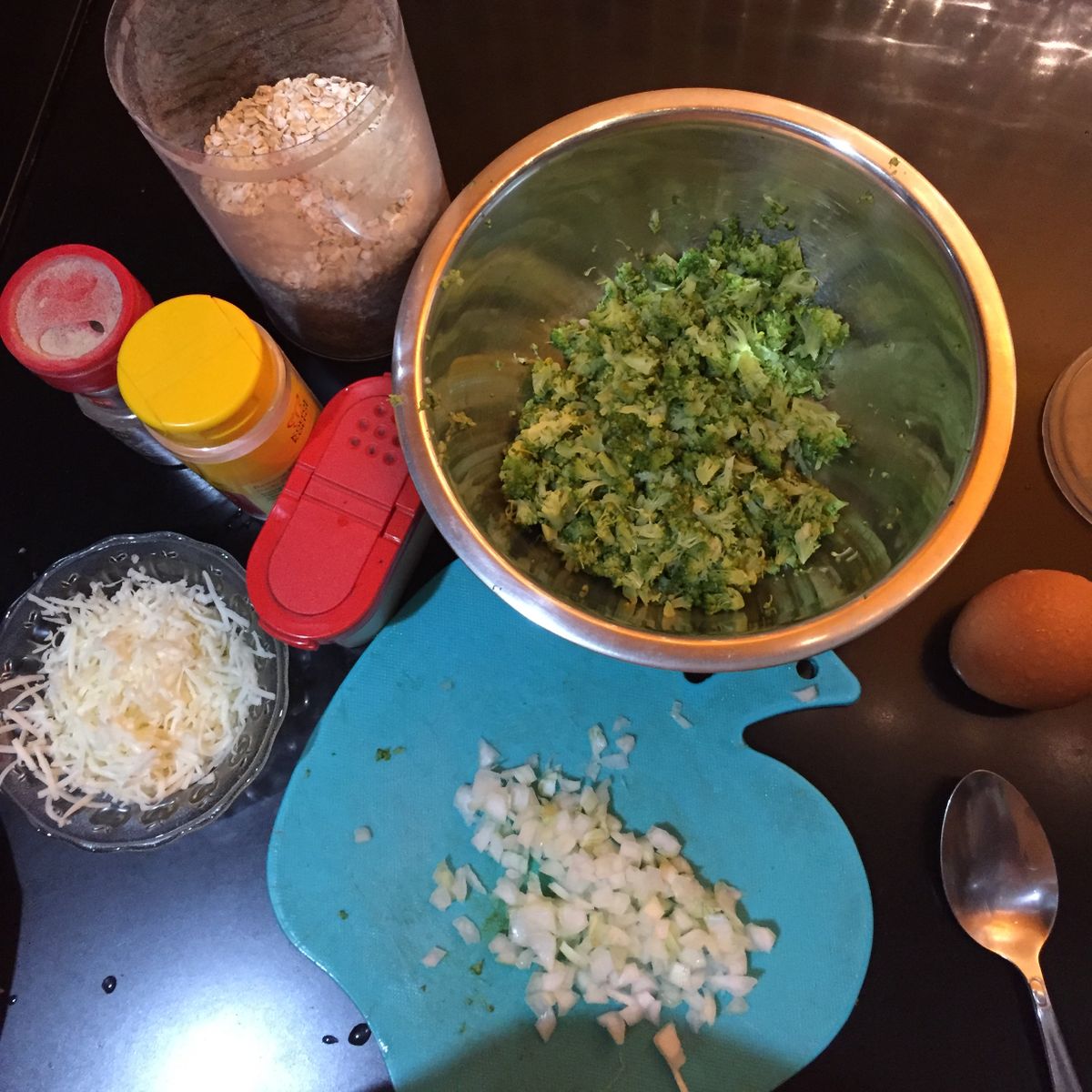 Broccoli nugget oats with cheese | Recipe | Kitchen Stories