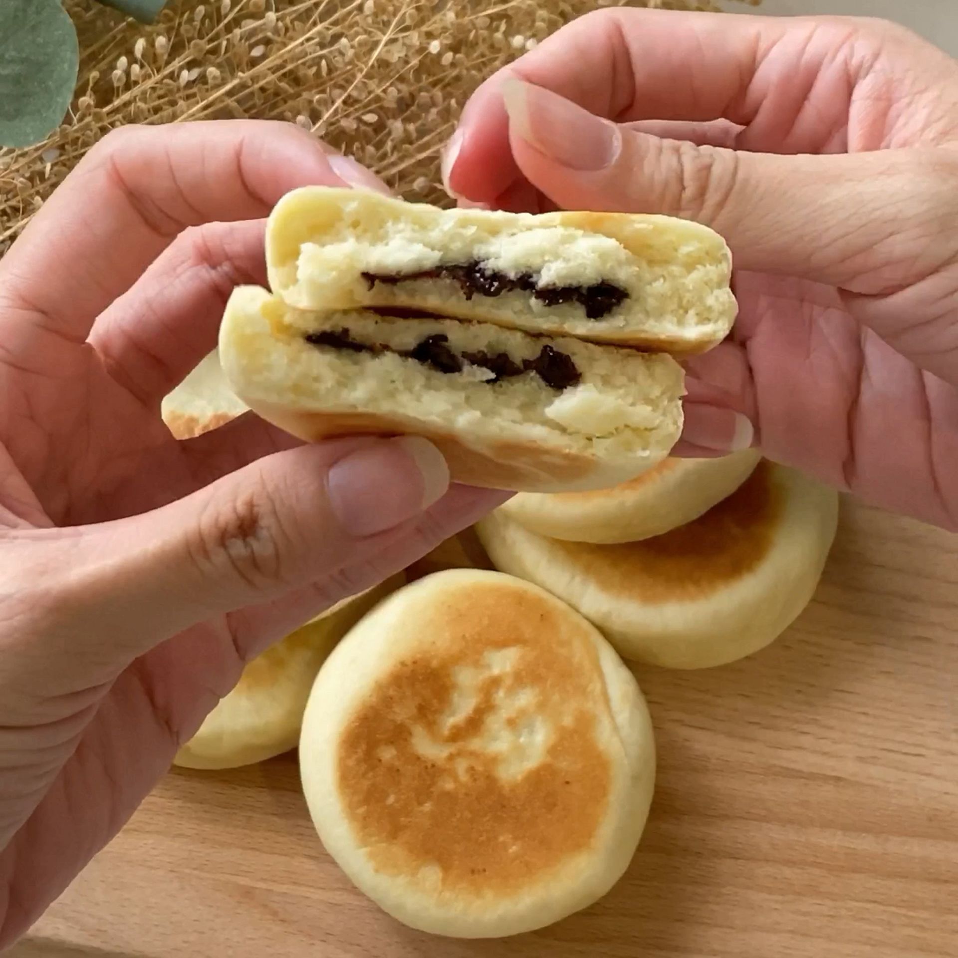 5-ingredients Pan Bread | Recipe | Kitchen Stories