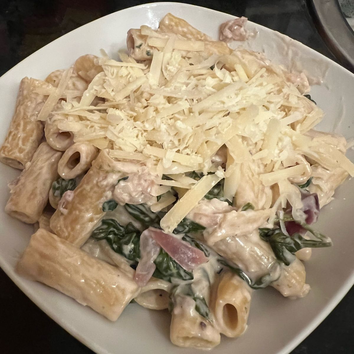 Spinach and Goat’s Cheese Rigatoni | Recipe | Kitchen Stories