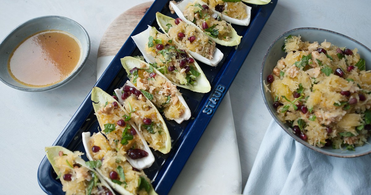 Spaghetti squash-stuffed endive | Recipe | Kitchen Stories