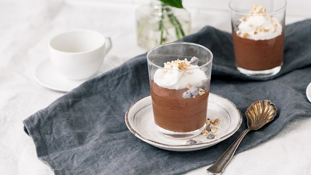 Vegan chocolate mousse with aquafaba | Recipe | Kitchen Stories