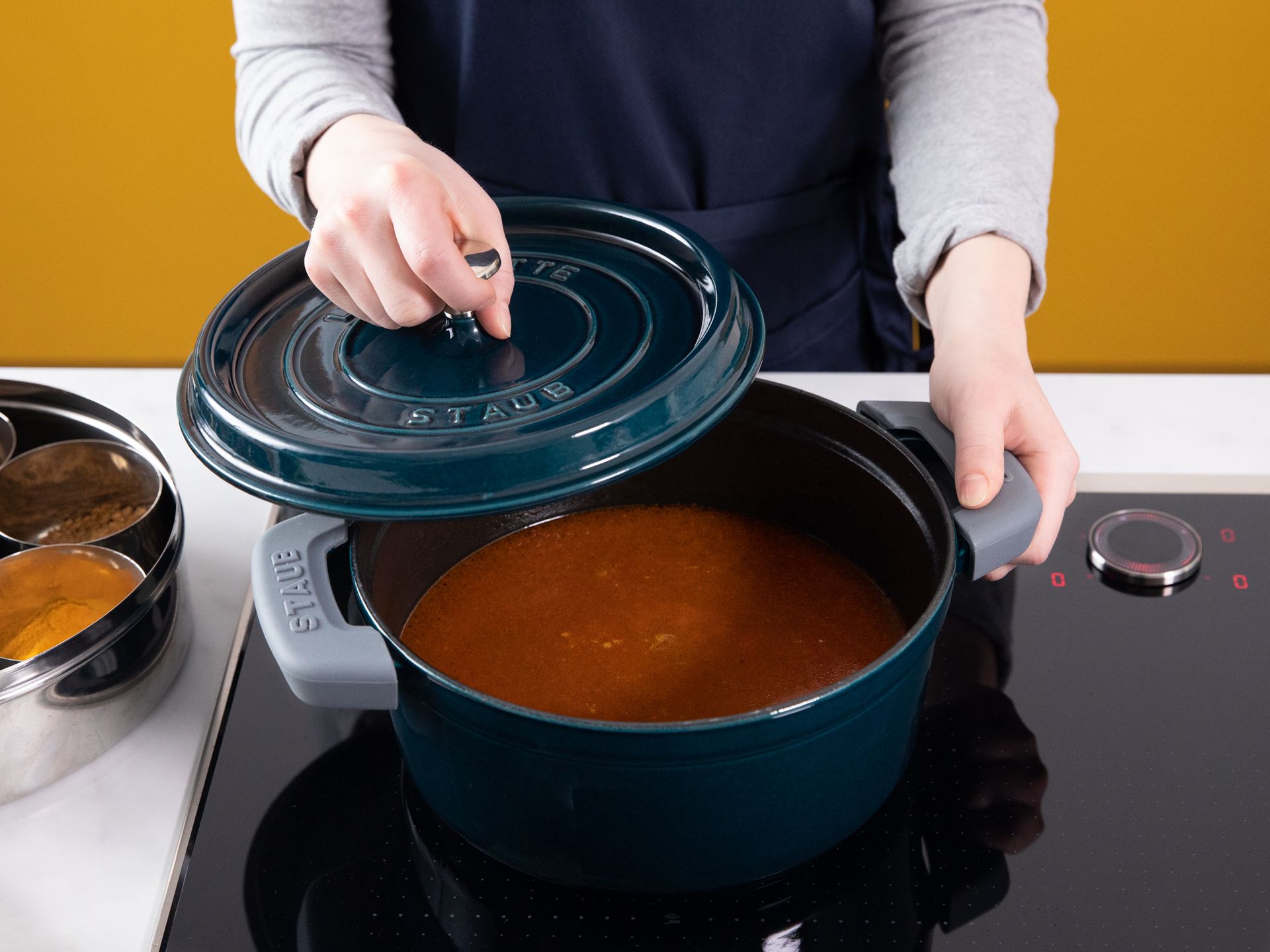 Yellow curry split pea soup | Recipe | Kitchen Stories