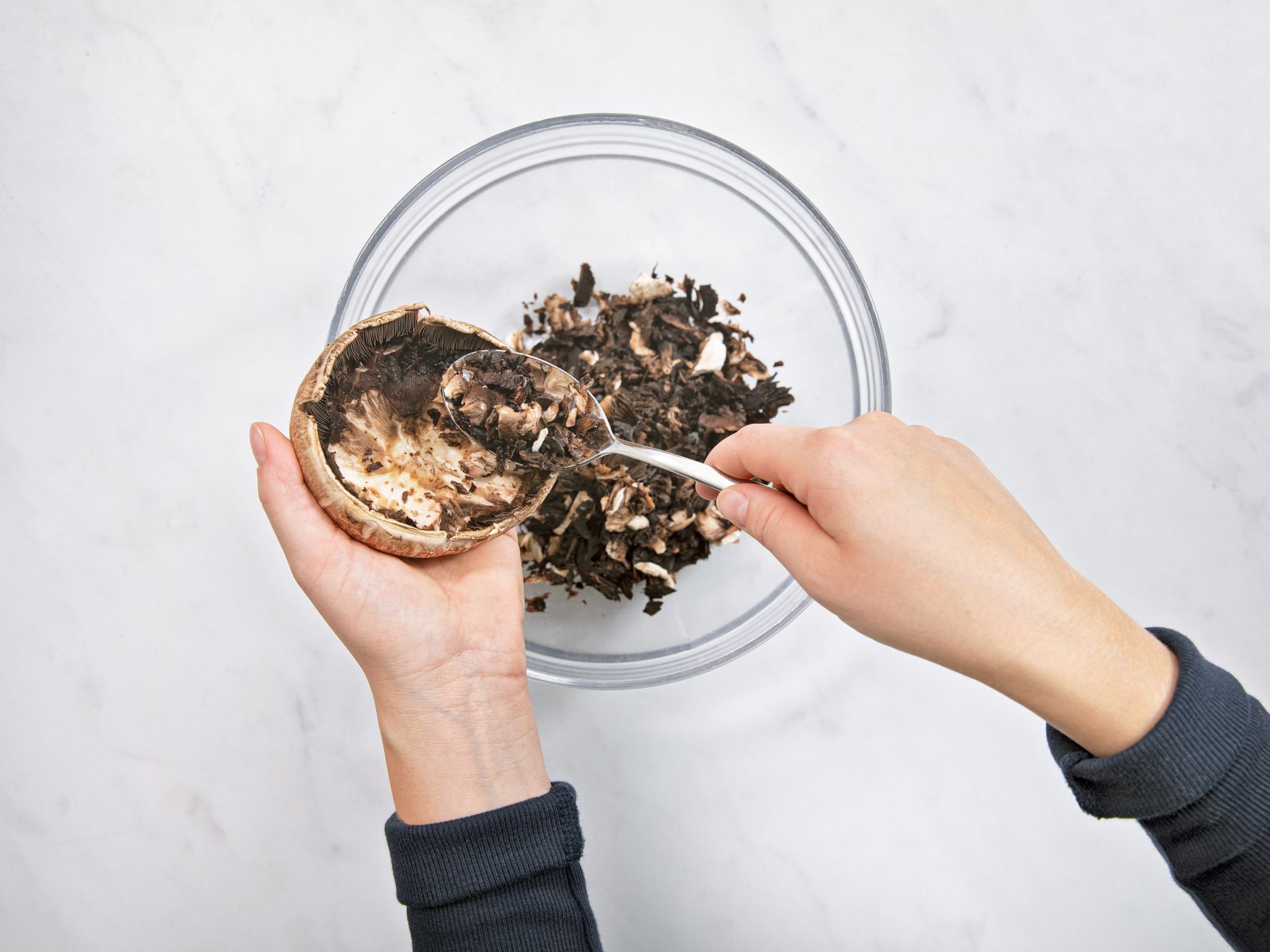 Stuffed portobello mushrooms with tomato ragù | Recipe | Kitchen Stories