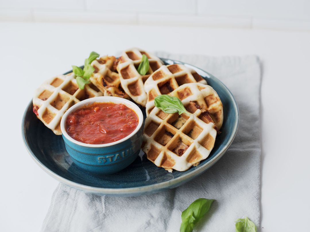 Pizza waffles | Recipe | Kitchen Stories