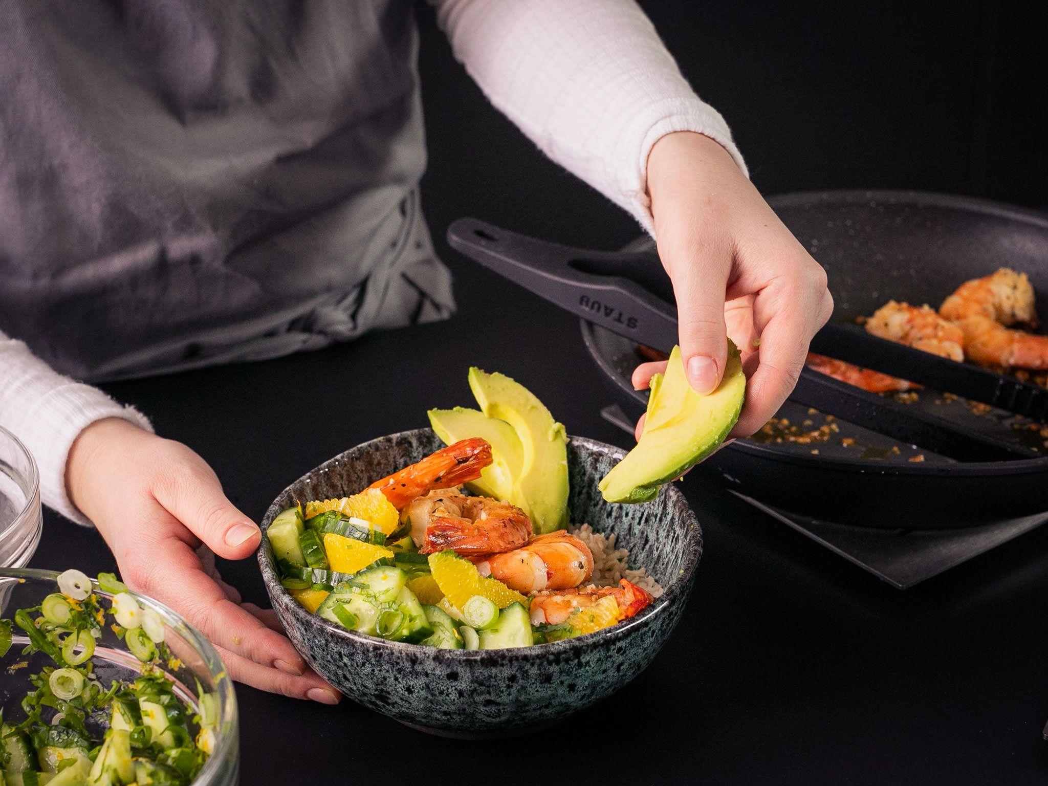 Orange mojo-marinated shrimp rice bowl | Recipe | Kitchen Stories