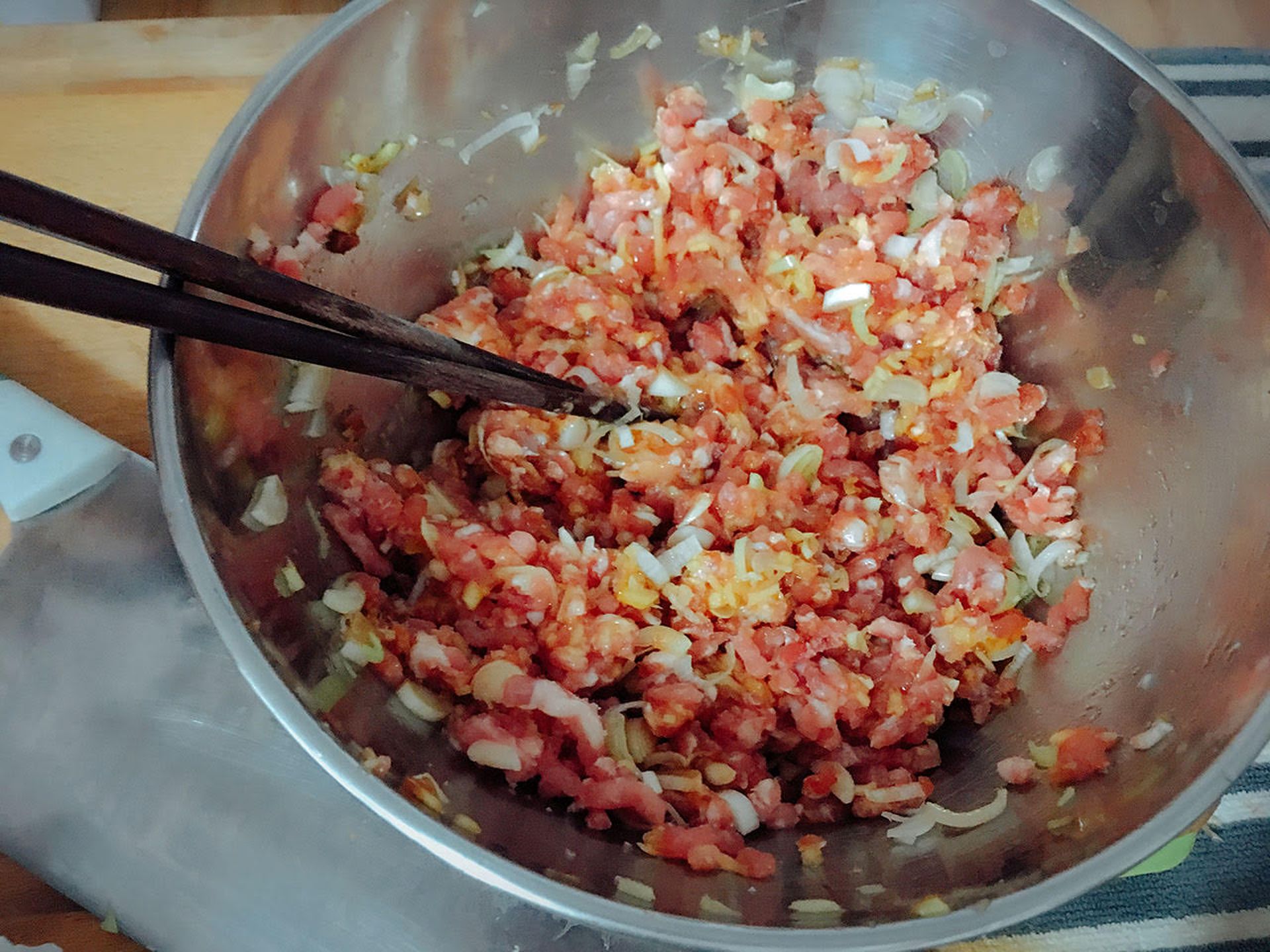 Auberginentaschen mit Schweinehackfleisch | Rezept | Kitchen Stories