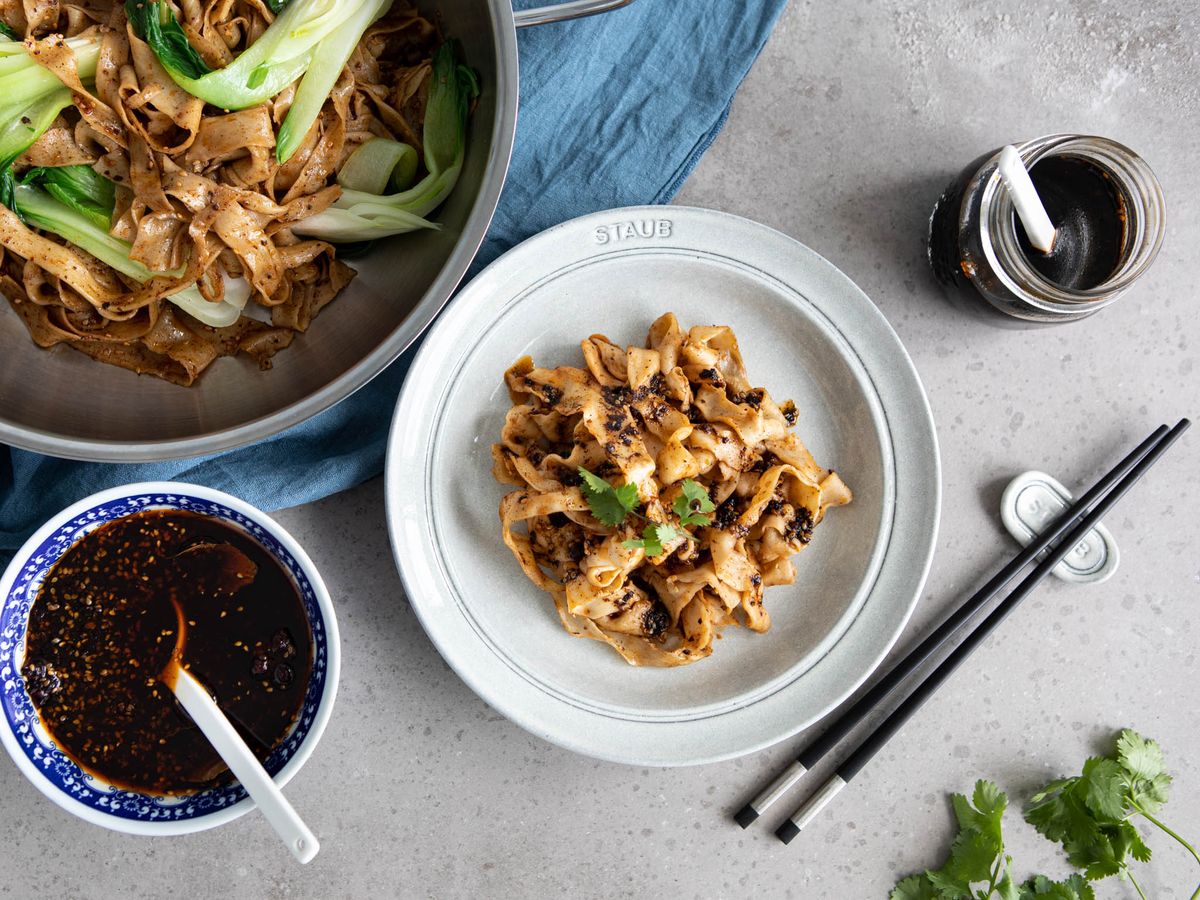 Biang biang mian (Chinese spicy noodles) | Recipe | Kitchen Stories