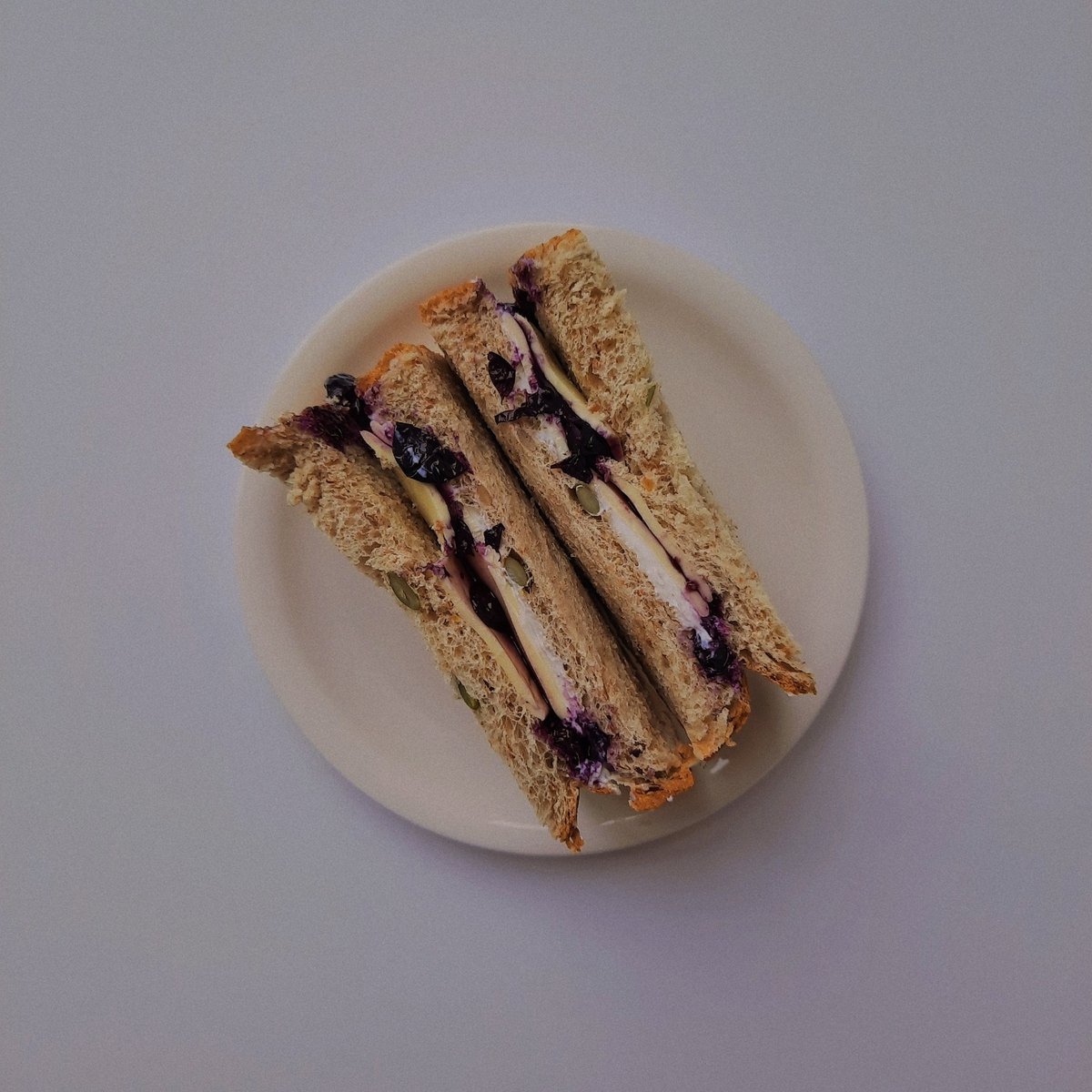 Blueberry Cheesecake Sandwich | Recipe | Kitchen Stories
