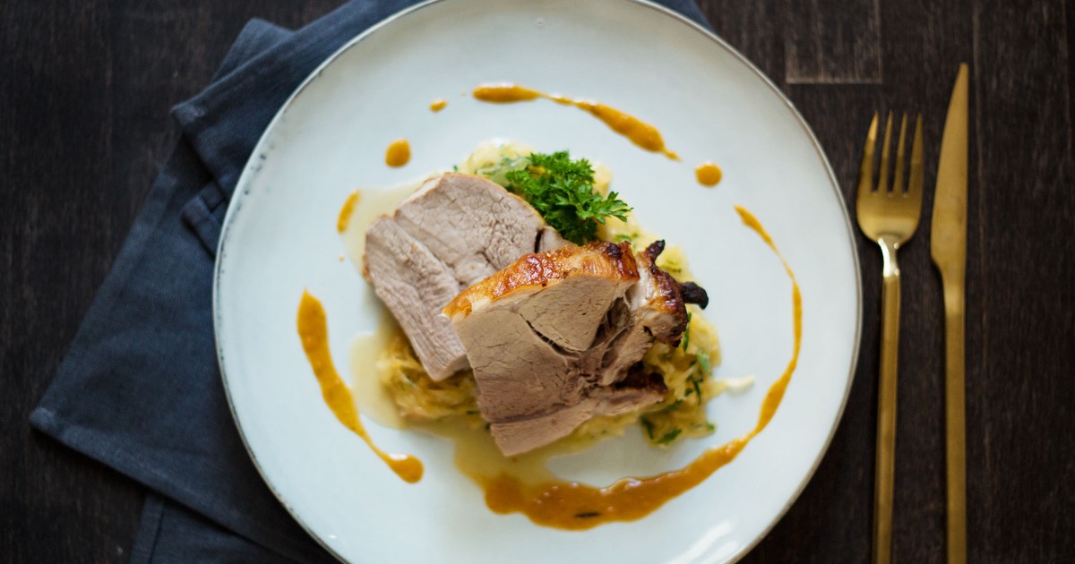 German pork roast with sauerkraut | Recipe | Kitchen Stories