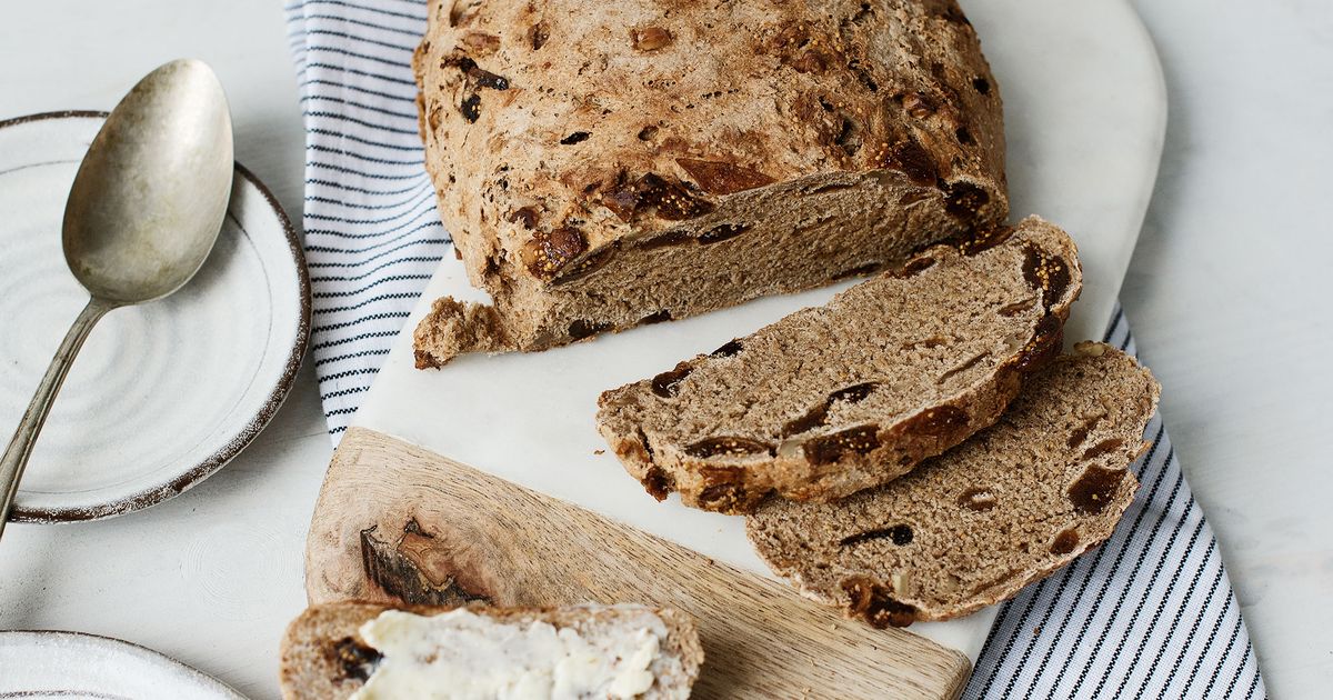 Fig-walnut bread | Recipe | Kitchen Stories