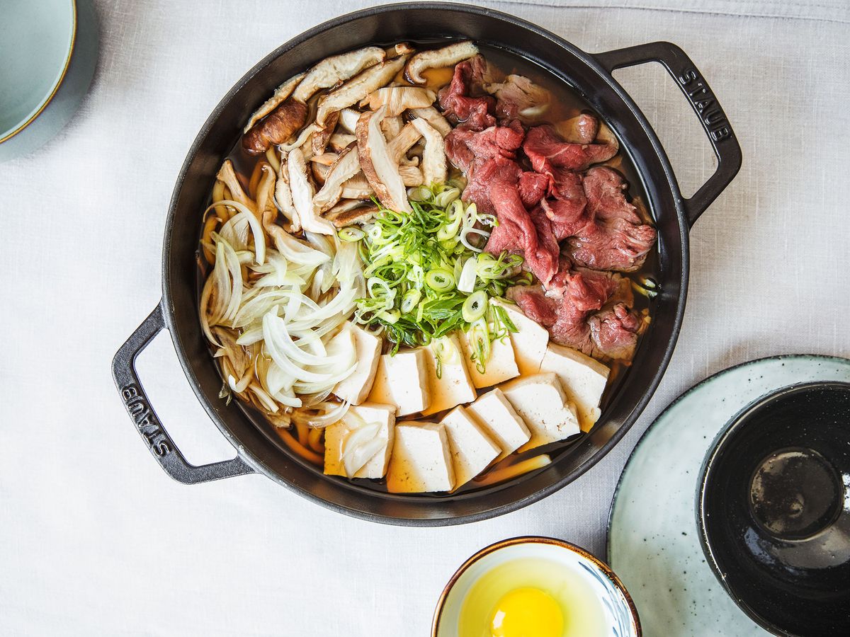 Sukiyaki (Japanese Hot Pot) | Recipe | Kitchen Stories