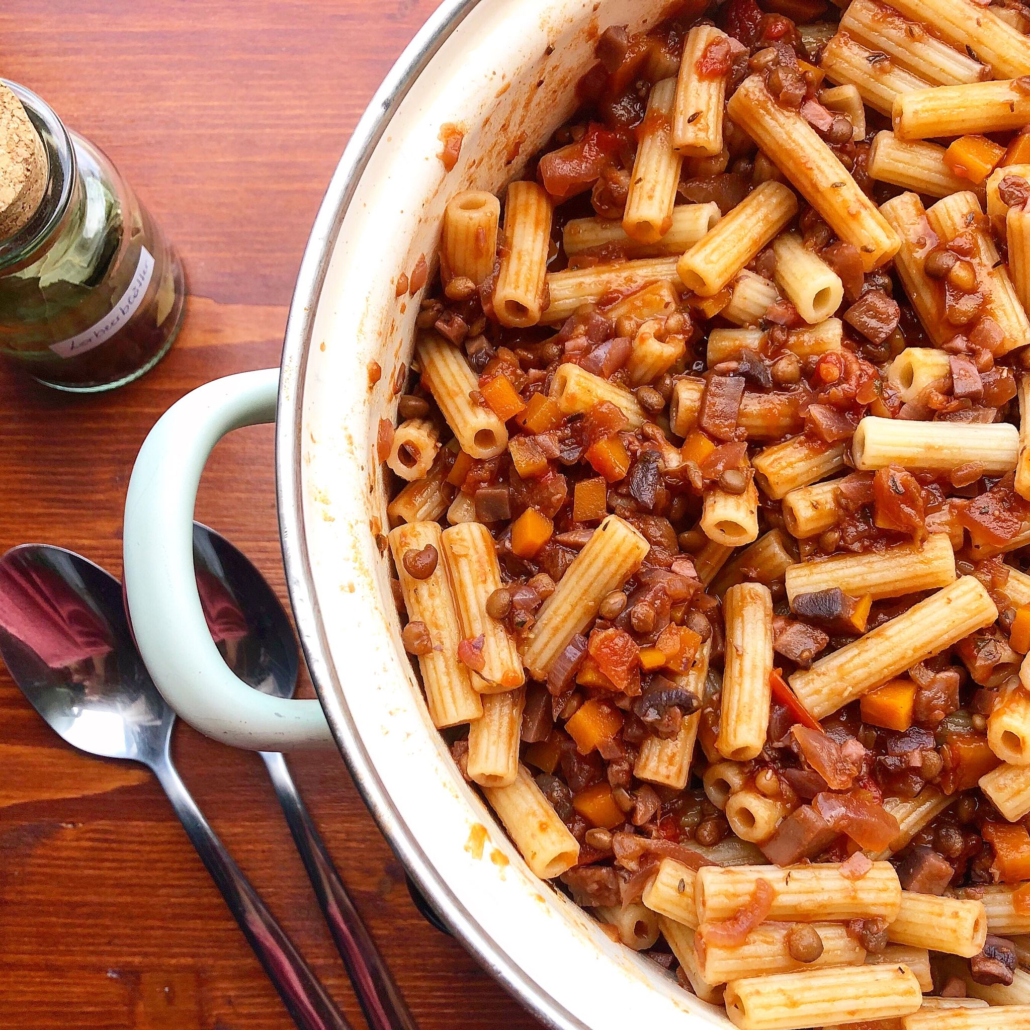 Vegane Linsenbolognese | Rezept | Kitchen Stories