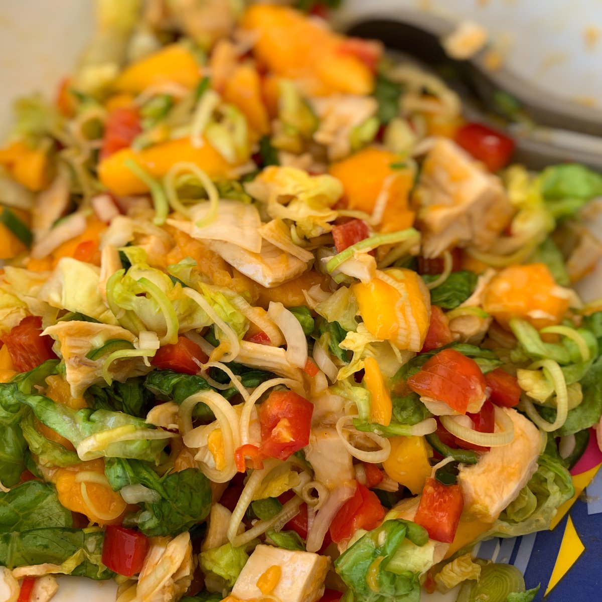 Chicken mango salad | Recipe | Kitchen Stories