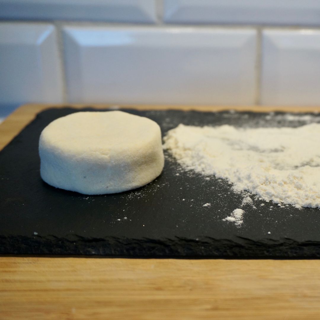 Syrniki or fried Eastern Slavic quark pancakes | Recipe | Kitchen Stories