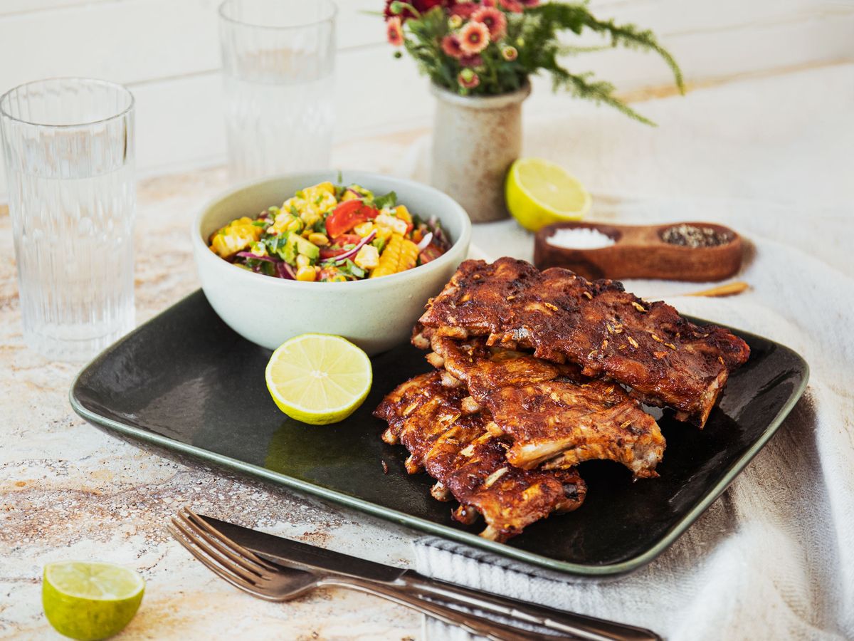 BBQ ribs with charred corn salad | Recipe | Kitchen Stories