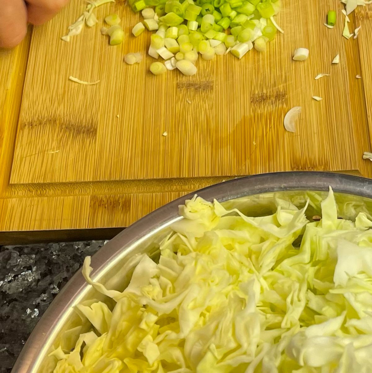Gedünsteter Spitzkohl in Sahnescreme | Rezept | Kitchen Stories