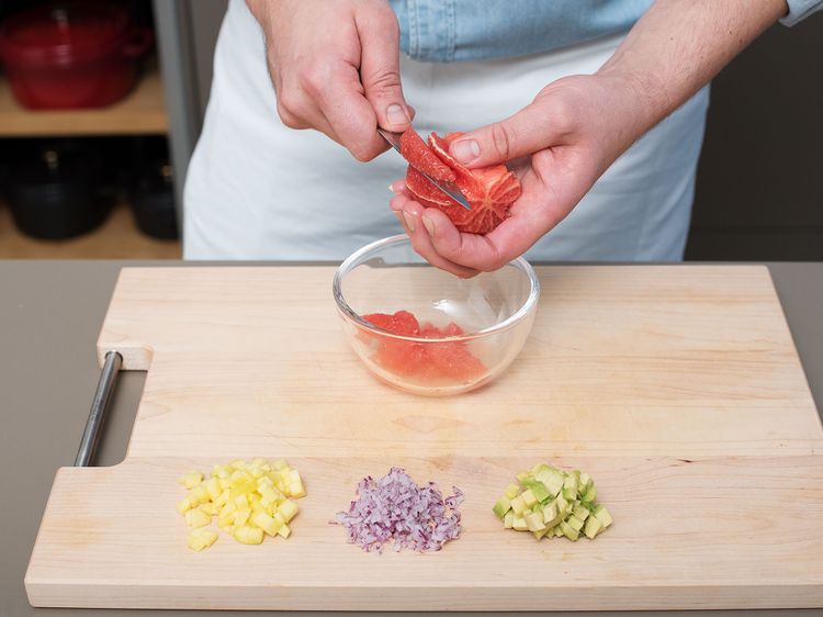 Fish tacos with grapefruit salsa | Recipe | Kitchen Stories