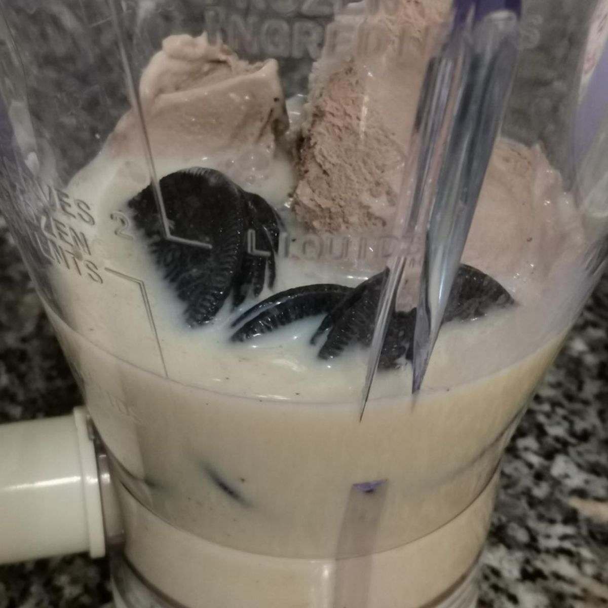 Oreo vanilla soy milkshake | Recipe | Kitchen Stories