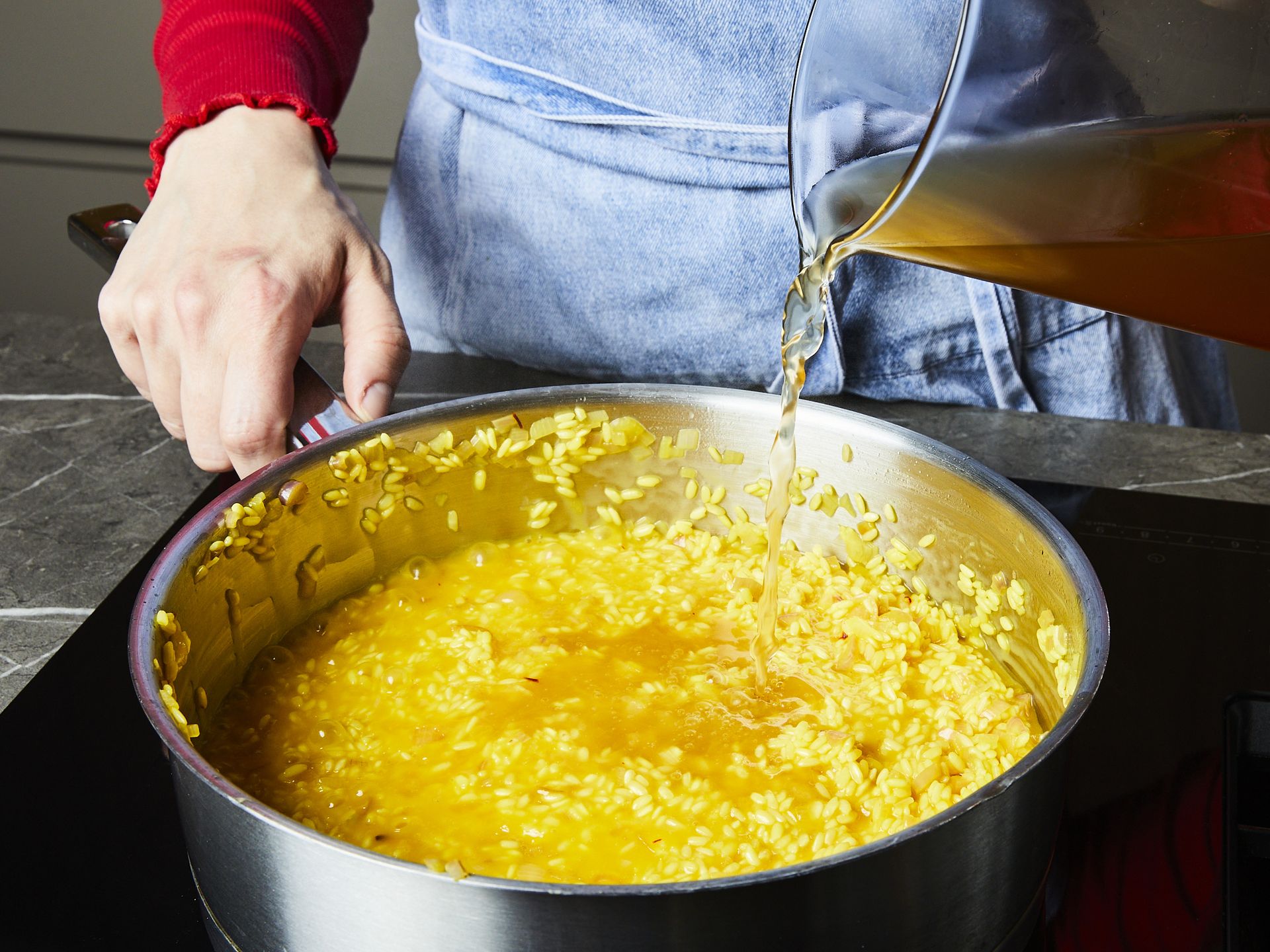 Italienisches Risotto alla Milanese (Safran-Risotto) | Rezept | Kitchen ...