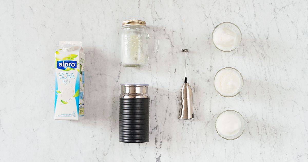3 ways to froth soy drinks | Recipe | Kitchen Stories