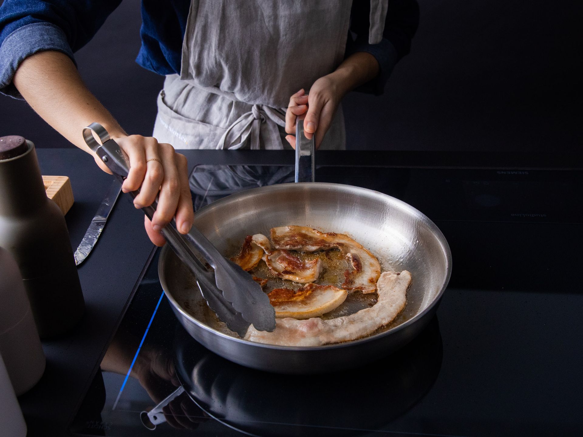 5-ingredient classic BLT (Bacon, lettuce, and tomato sandwich) | Recipe ...