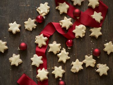 Cinnamon star cookies | Recipe | Kitchen Stories