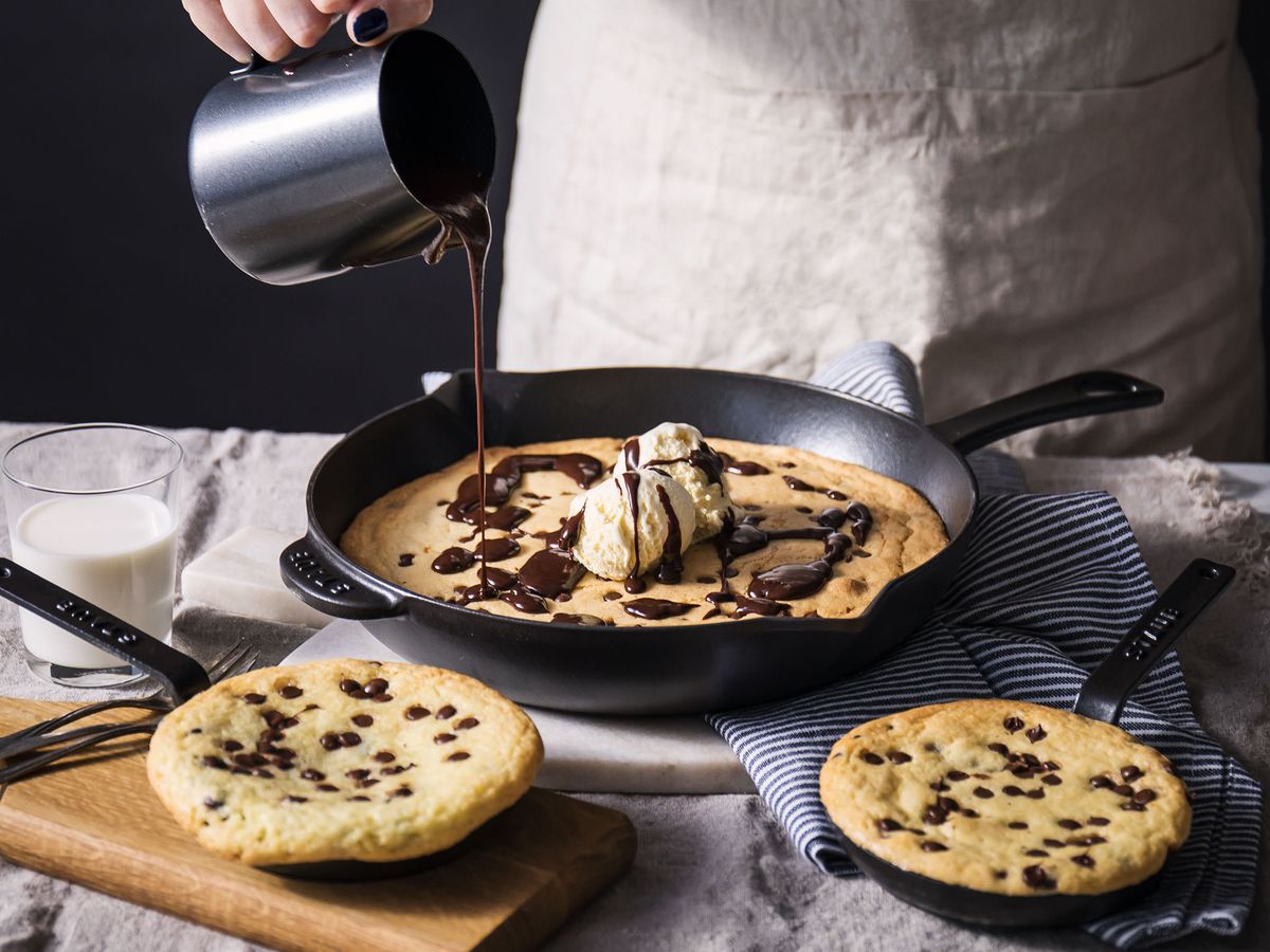 5 Ingenious New Ways to Use a Cast Iron Pan | Stories | Kitchen Stories