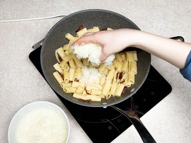 Pasta alla gricia (Pasta with Pecorino and guanciale) | Recipe ...