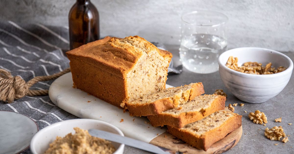 Walnut loaf cake with cinnamon walnut butter | Recipe | Kitchen Stories