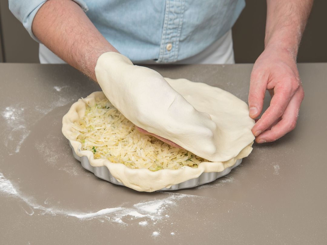 Savoy cabbage quiche | Recipe | Kitchen Stories