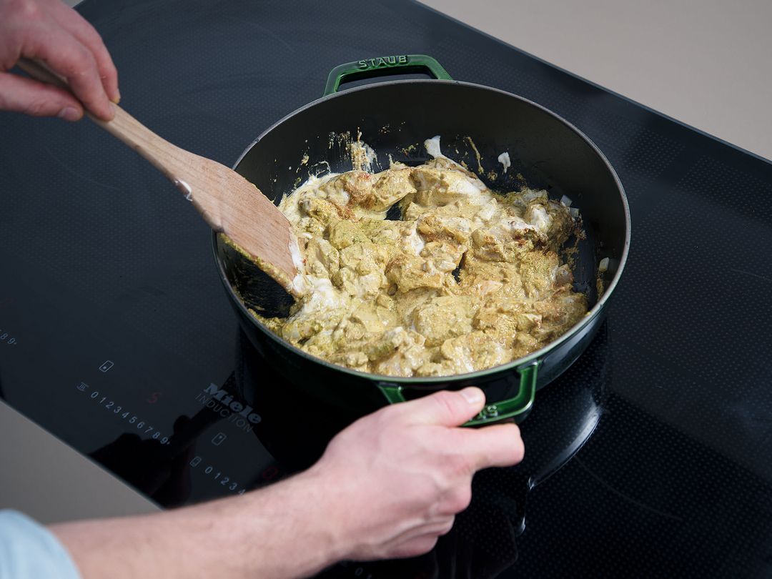 Chicken curry with aromatic rice and saffron milk | Recipe | Kitchen ...