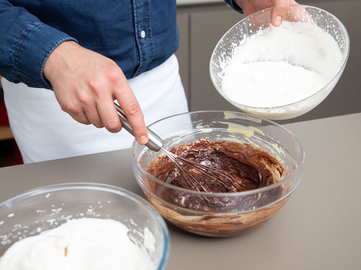 Chocolate mousse | Recipe | Kitchen Stories