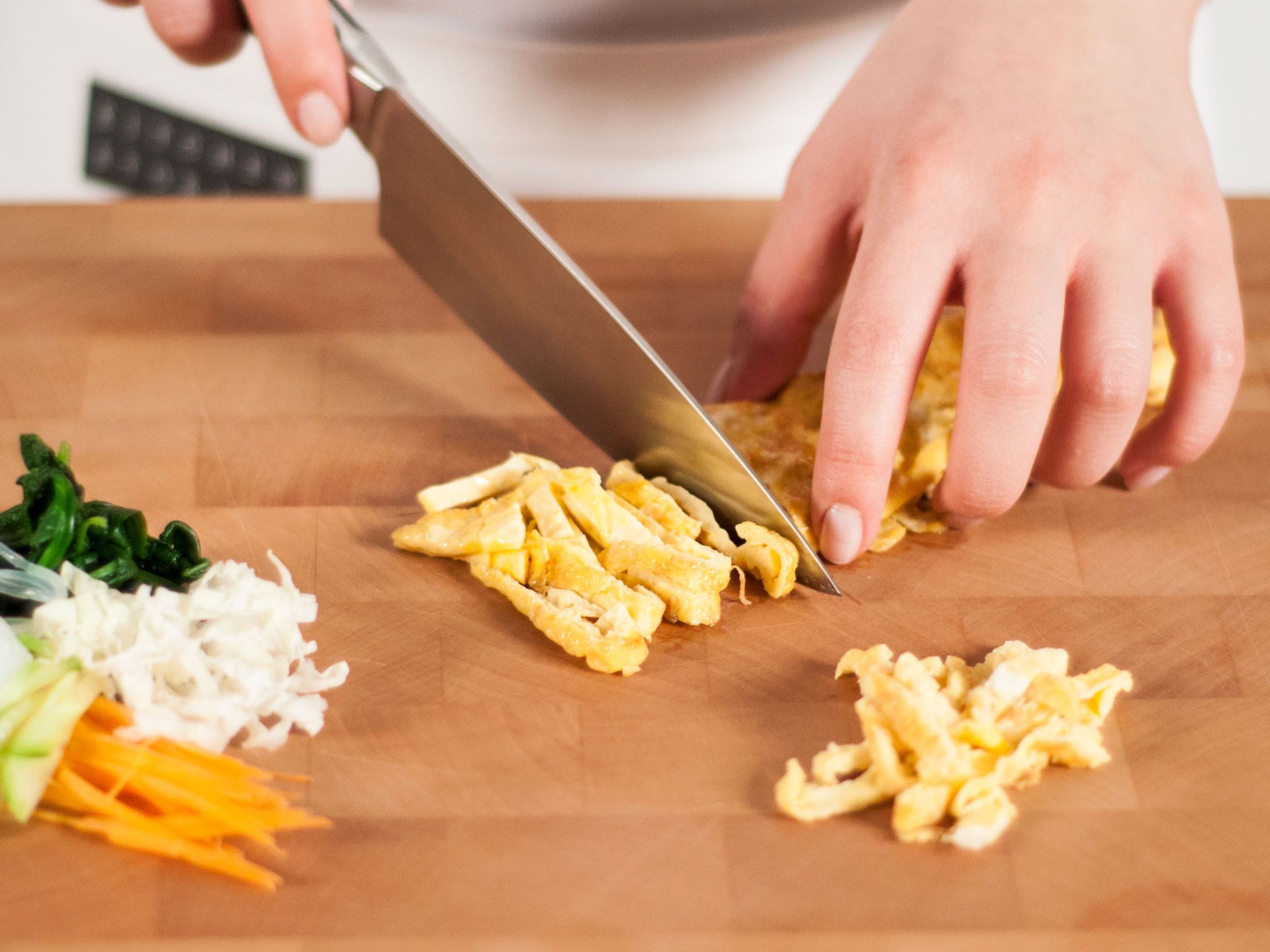 Colorful chiffonade salad | Recipe | Kitchen Stories