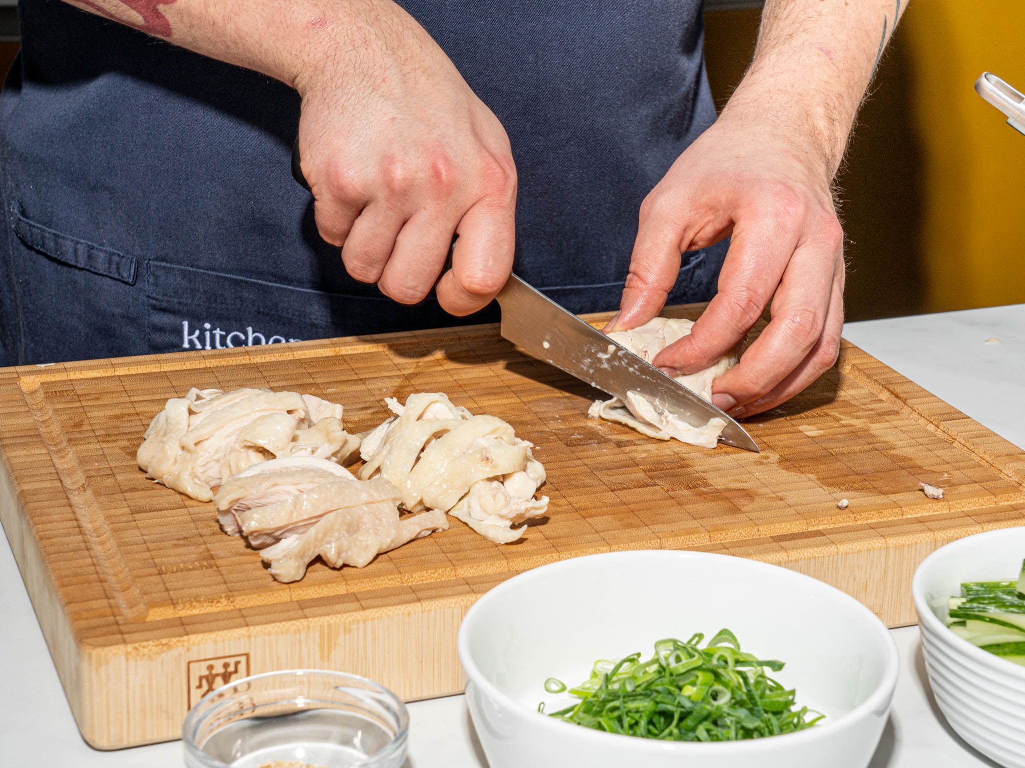 Sichuan-style cold chicken in chili oil | Recipe | Kitchen Stories