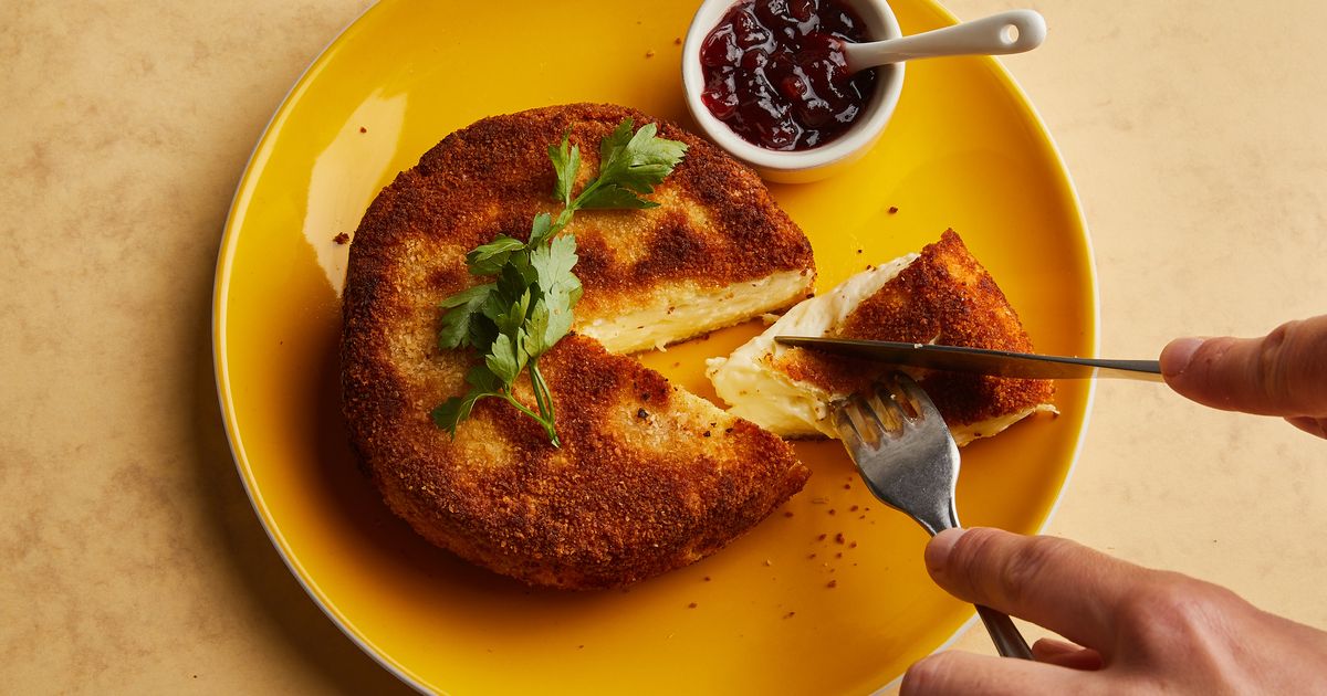 5-ingredient crispy Camembert | Recipe | Kitchen Stories