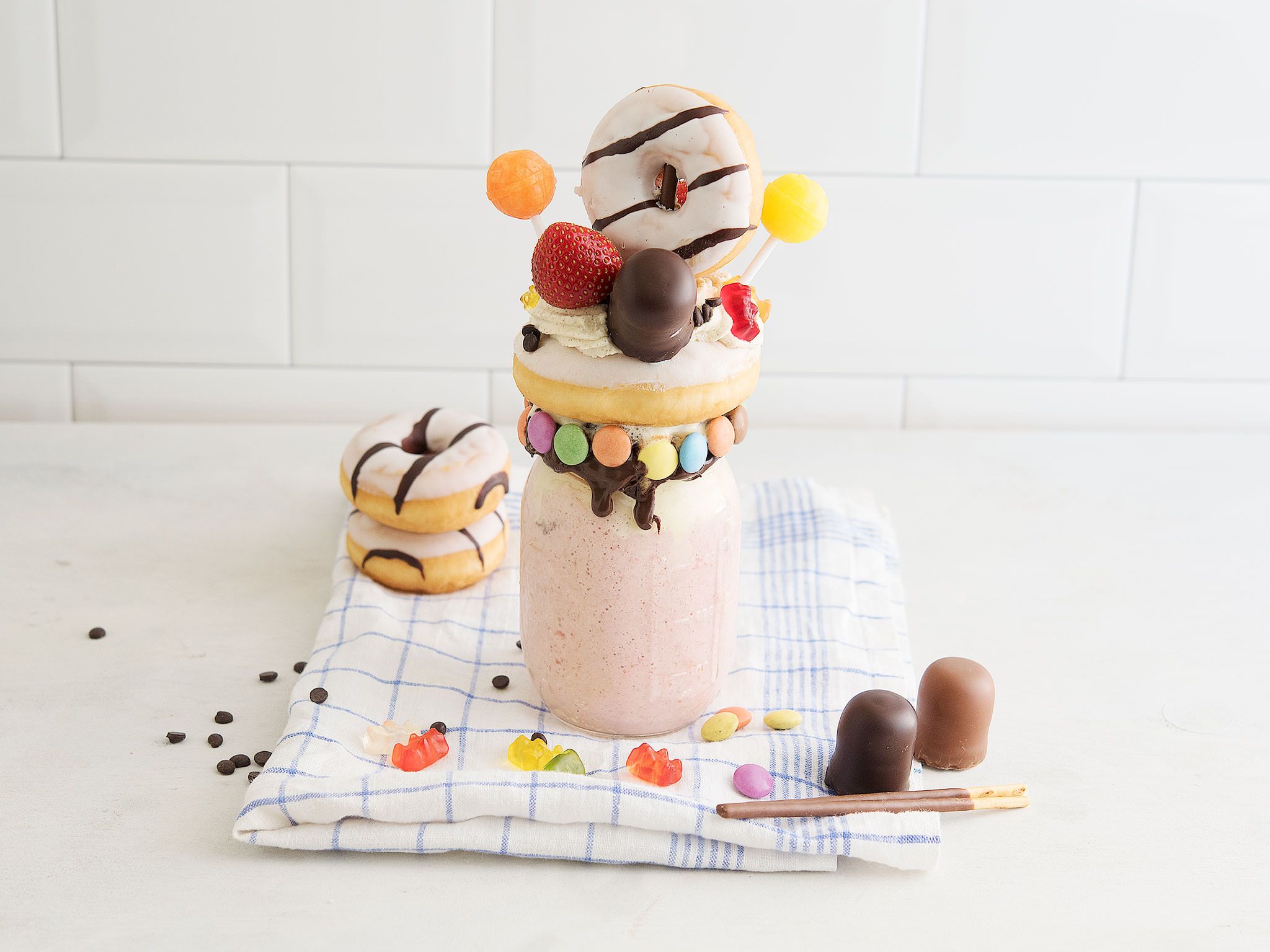 Freak shake | Recipe | Kitchen Stories