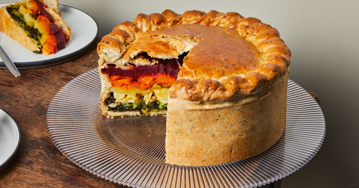Hanna makes a rainbow vegetable pie | Recipe | Kitchen Stories
