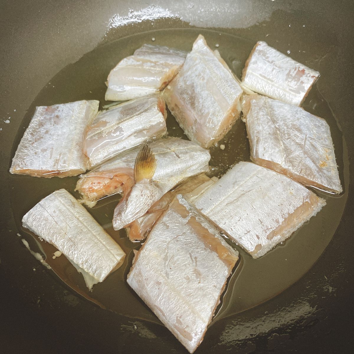 Hairtail Stew炖刀鱼 | Recipe | Kitchen Stories