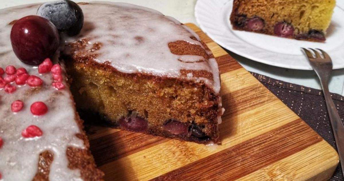 Cherry sponge cake. | Recipe | Kitchen Stories