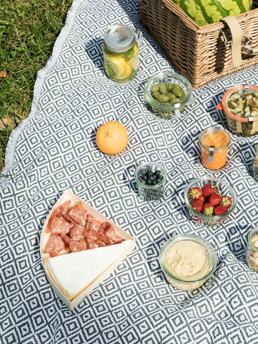 Your Ultimate Picnic Checklist | Stories | Kitchen Stories