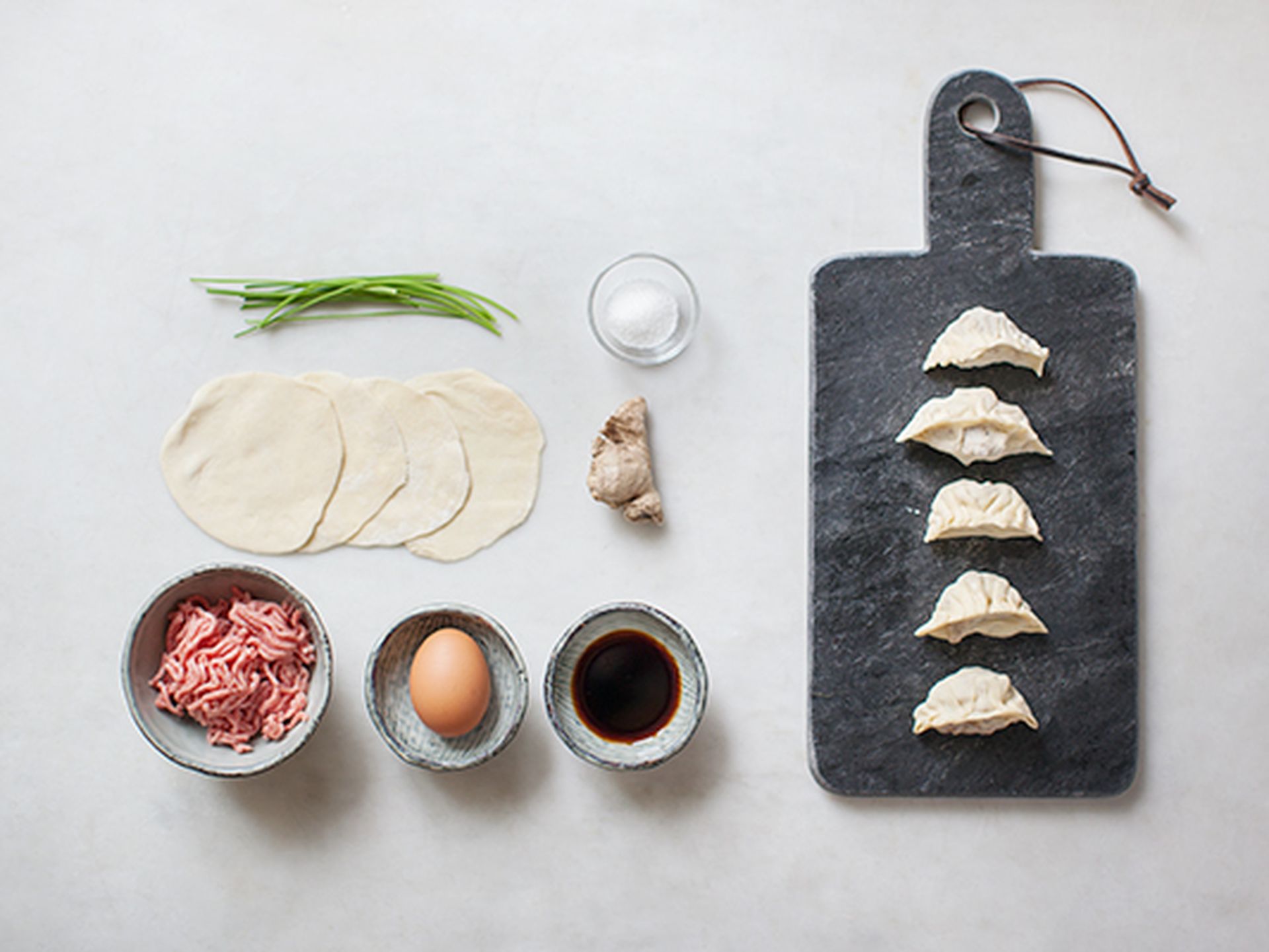 Chinese jiaozi (Pork and cabbage dumplings) | Recipe | Kitchen Stories