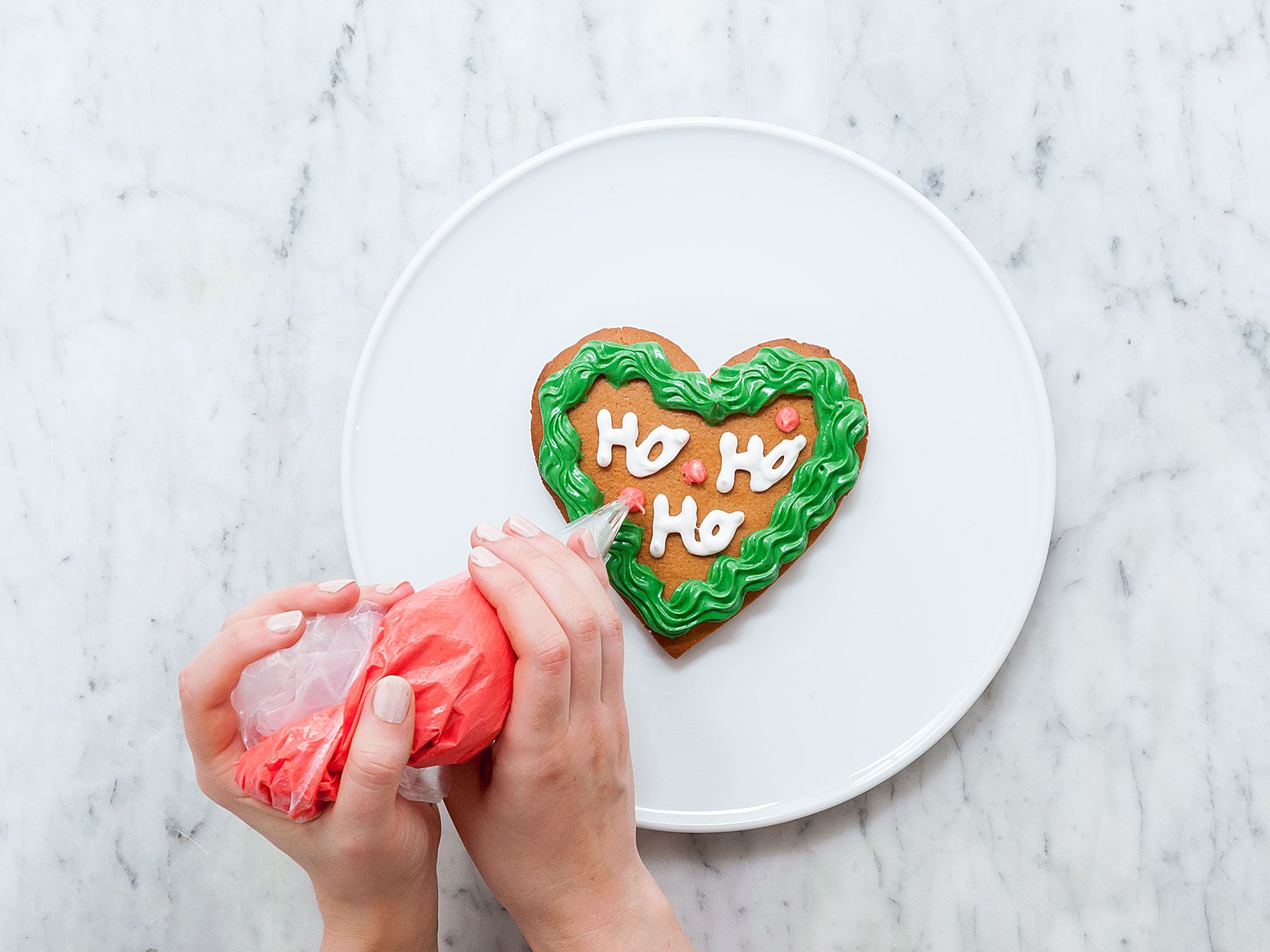 DIY gingerbread hearts | Recipe | Kitchen Stories