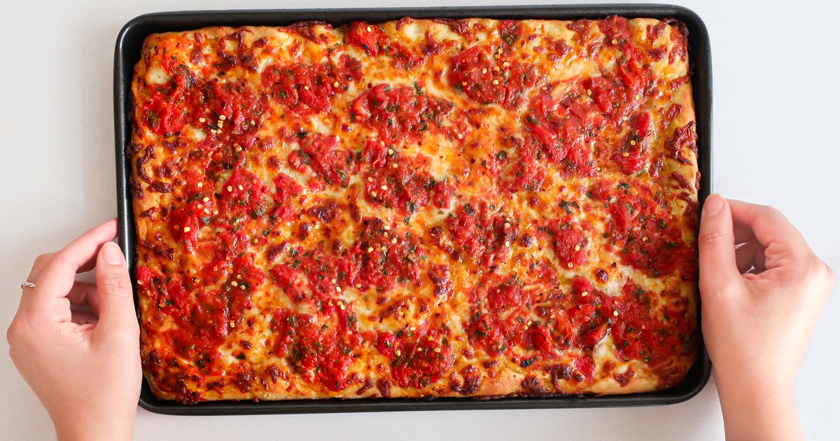 Make grandma-style pizza with Ruby | Recipe | Kitchen Stories