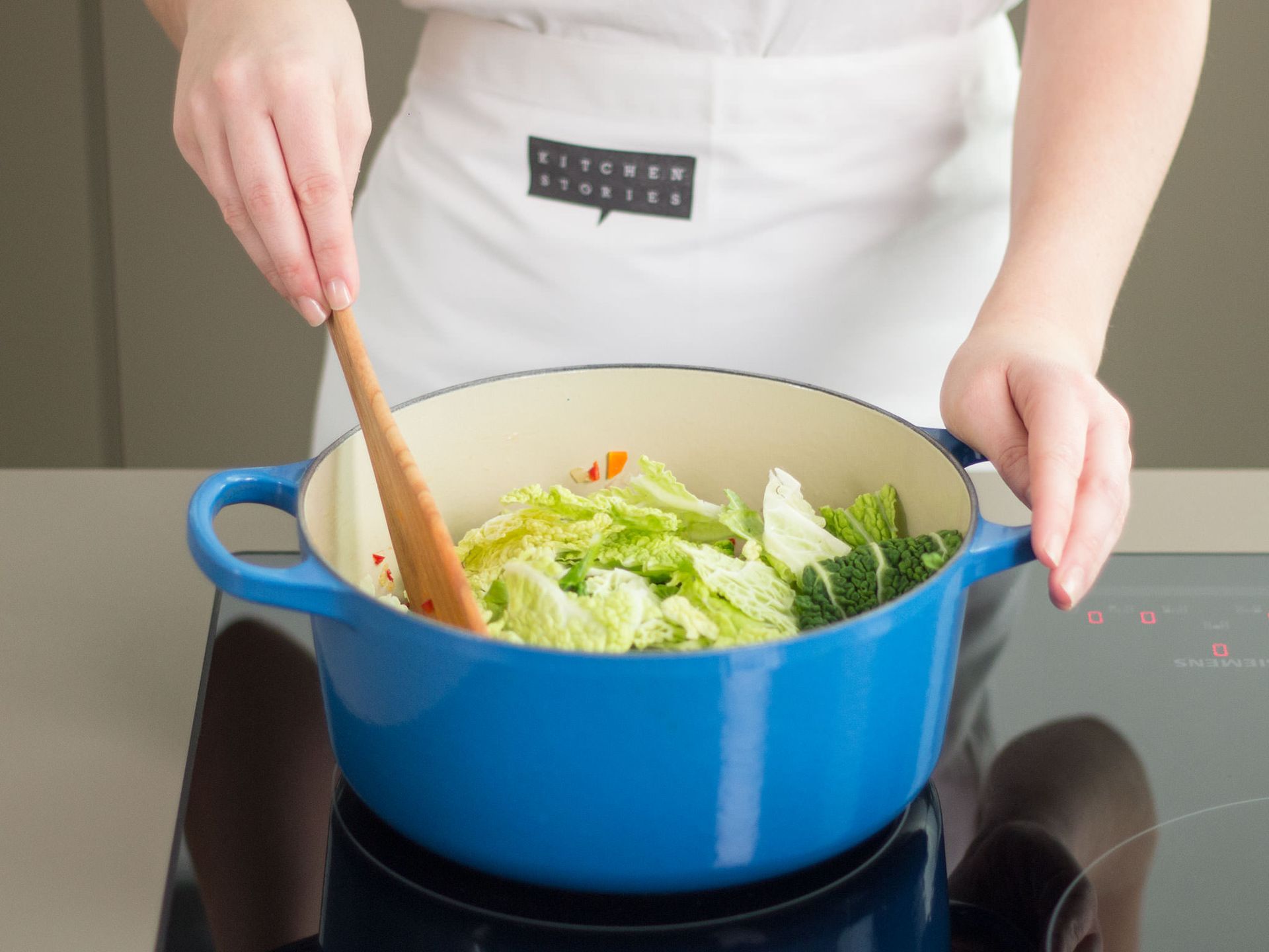 Barschfilet mit Wirsing | Rezept | Kitchen Stories