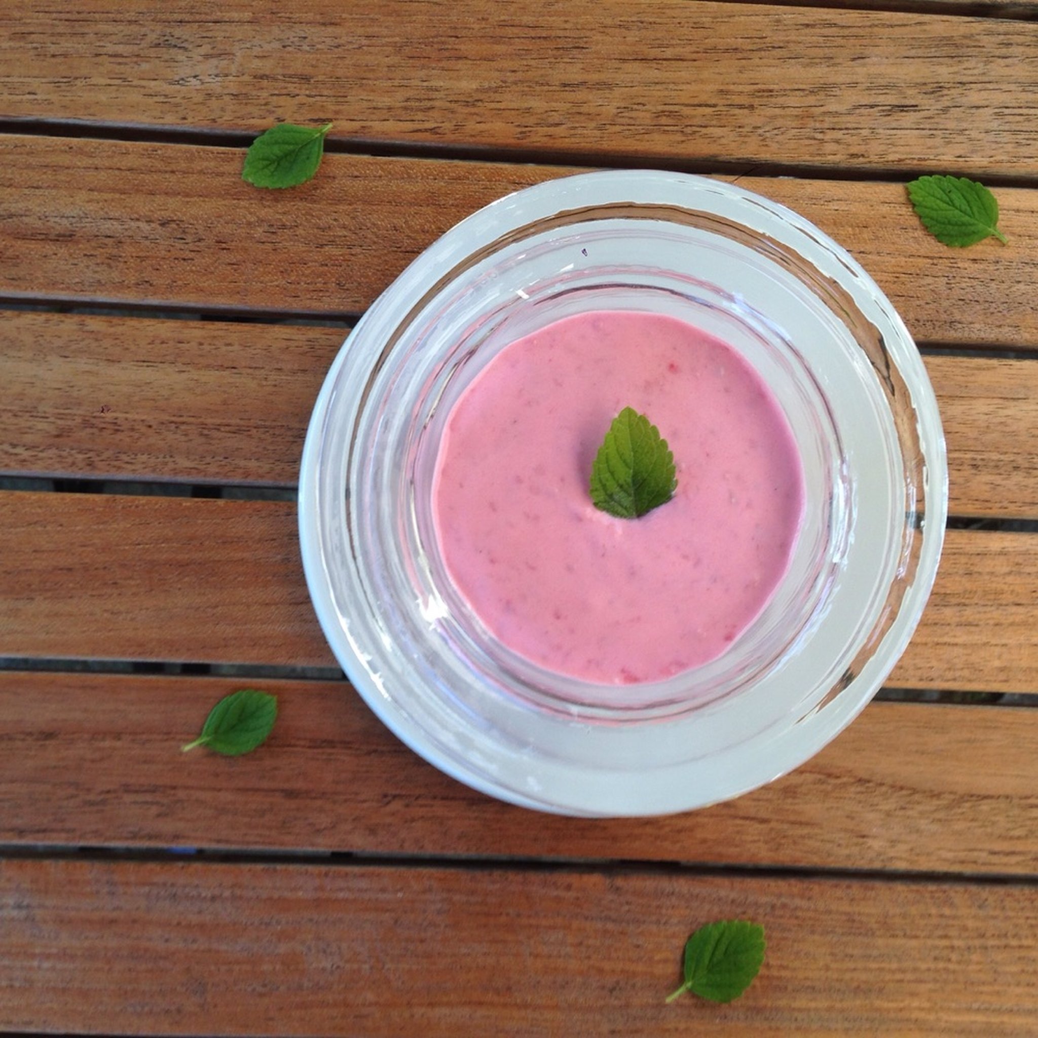 Simple raspberry-quark dessert | Recipe | Kitchen Stories