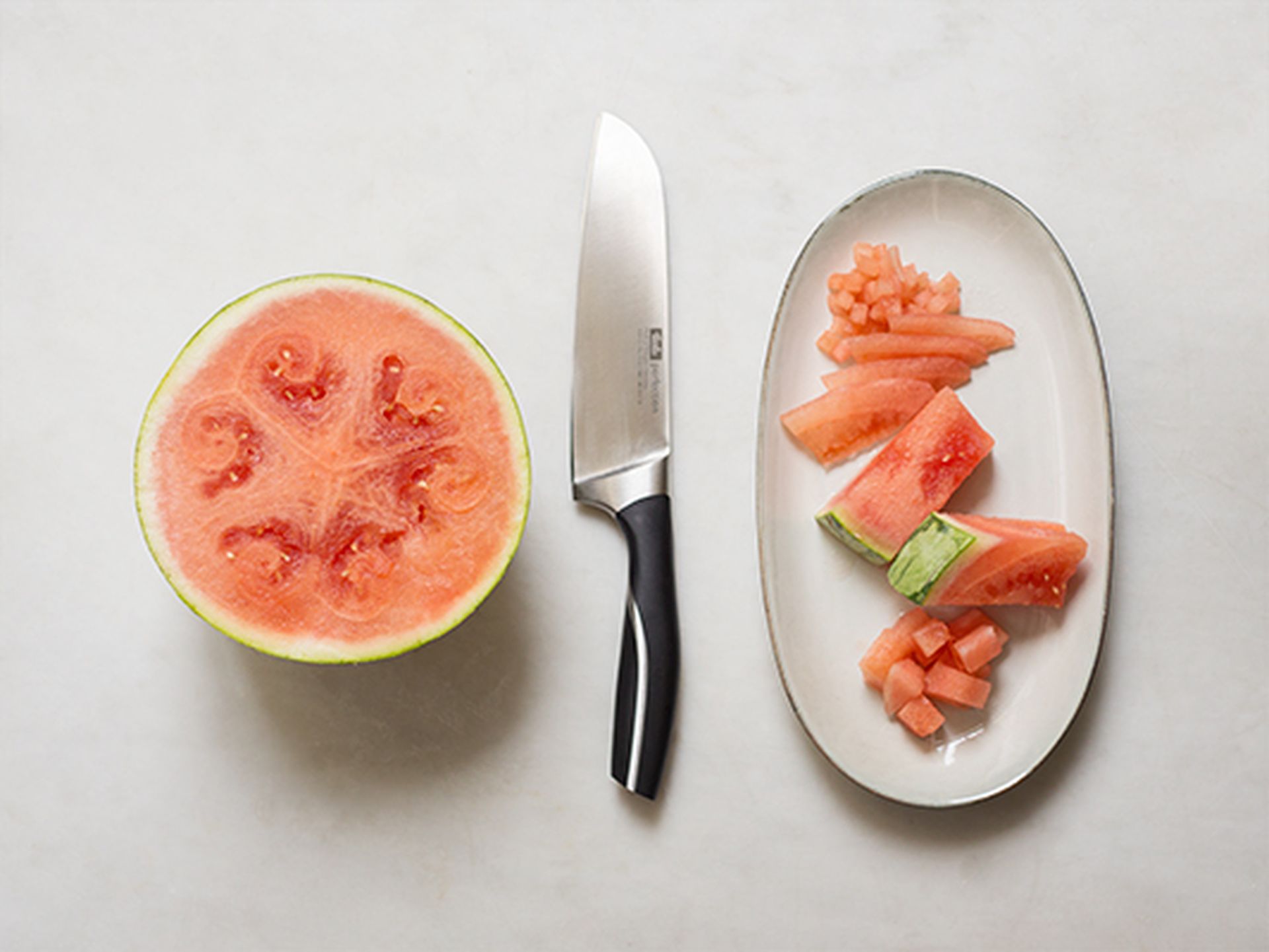 Watermelon-beet salad with cherry tomatoes | Recipe | Kitchen Stories