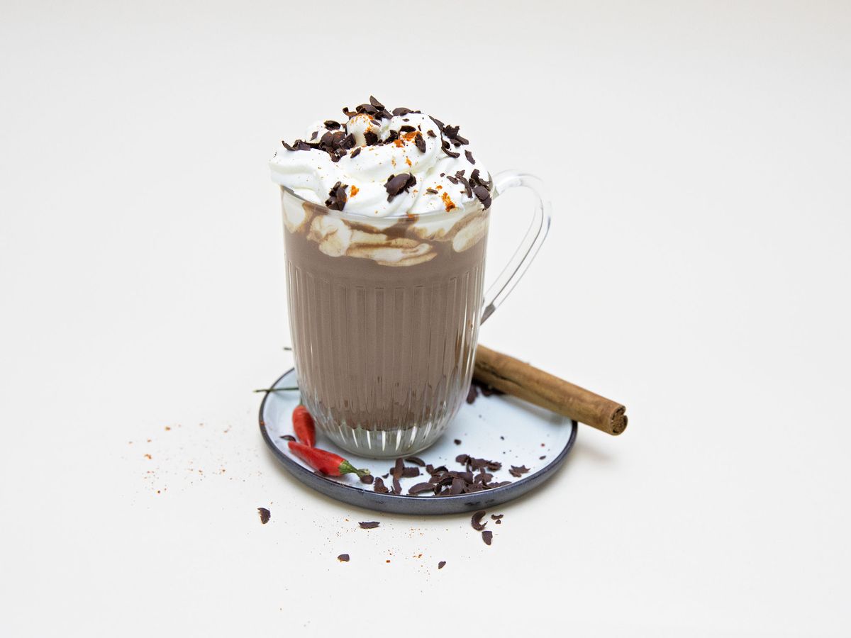 Spicy chili-coconut hot chocolate | Recipe | Kitchen Stories